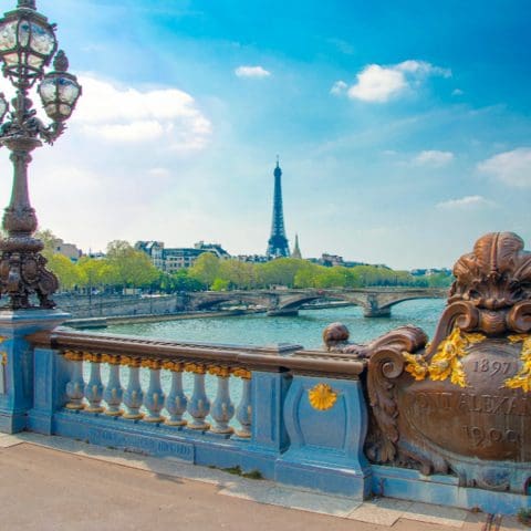 Ir a París en mayo 2026 - Ropa, Clima, Consejos y más