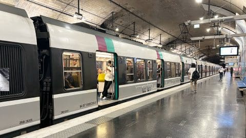 ¡Transporte público en París - Guía completa 2026!